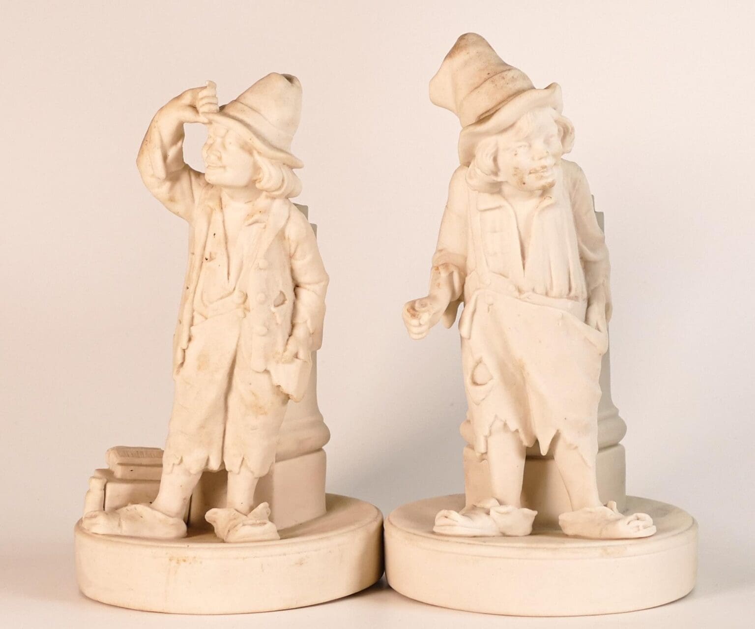 W H Goss Pottery at Auction | Potteries Auctions